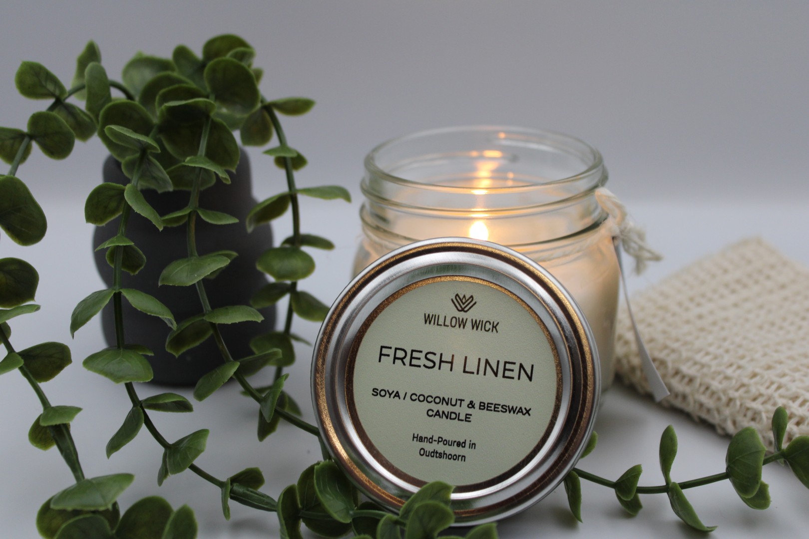 Fresh Linen Classic Candle - Willow Wick